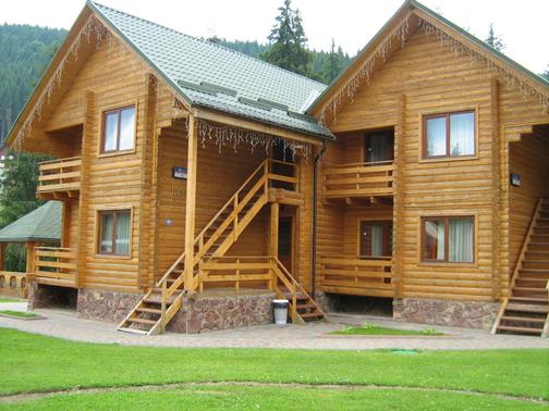 Дерев'яні будинки та вироби з дерева на замовлення | Dim-Derevo