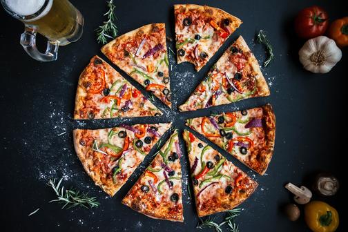 FIZZA - Fresh Pizza in 3 Minutes!